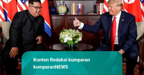 Transkrip Lengkap Obrolan Singkat Kim dan Trump | kumparan.com Transkrip Lengkap Obrolan Singkat Kim dan Trump | kumparan.com
